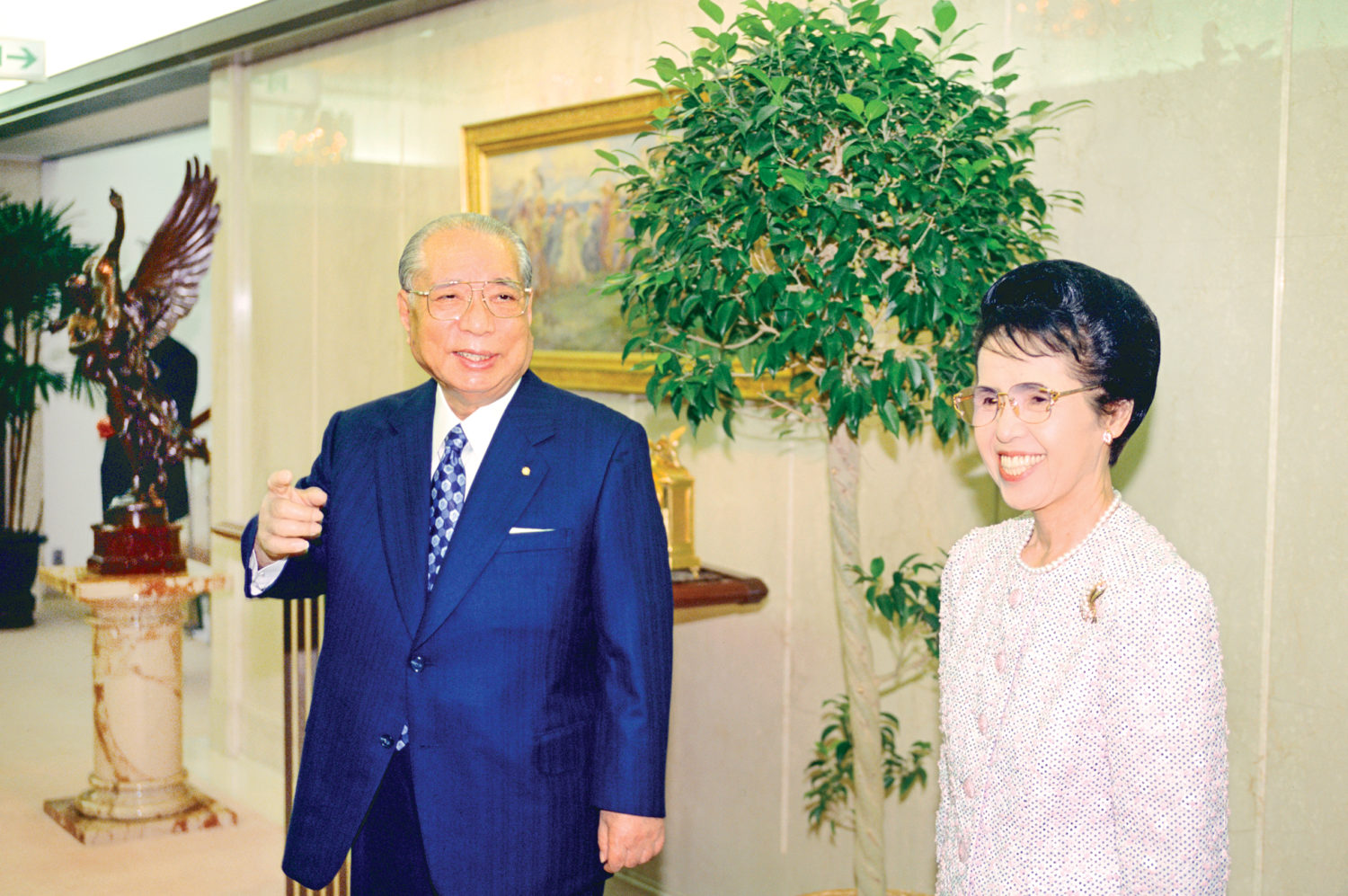 The Fresh Glow of Youth - World Tribune